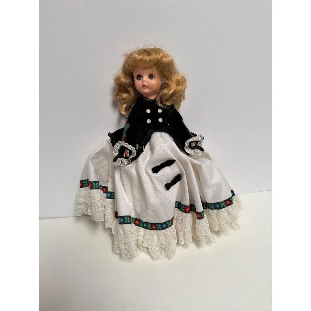 Madame Alexander | Toys | Vintage Madame Alexander Baby Mcguffey Doll ...